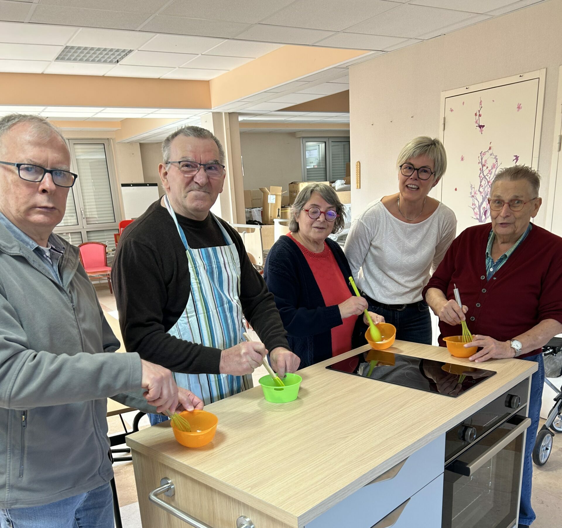 🍳 Une cuisine mobile arrive à l’EHPAD de Pontmain ! - Association Anne ...